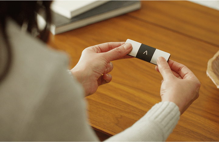 EKG Monitor with 6 Leads | KardiaMobile 6L by AliveCor